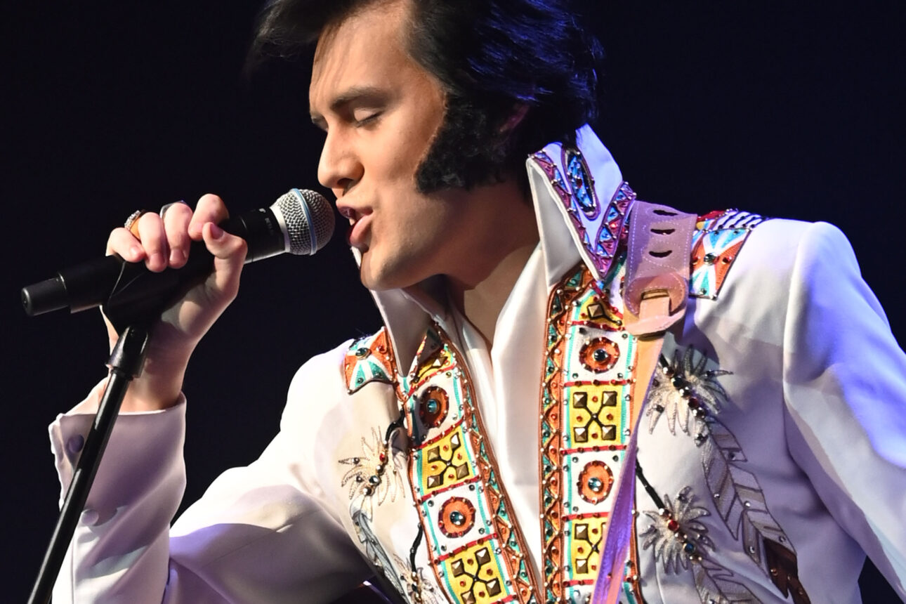 - Elvis—The Concert of Kings